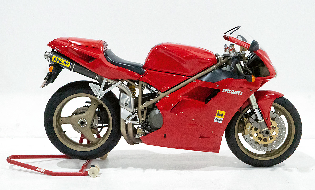 Ducati 916